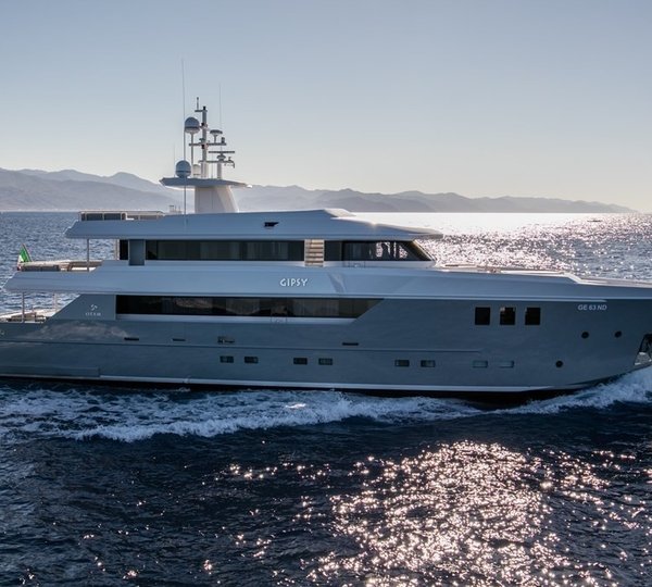 Yacht GIPSY, an Otam SD35 Superyacht | CHARTERWORLD Luxury Superyacht ...
